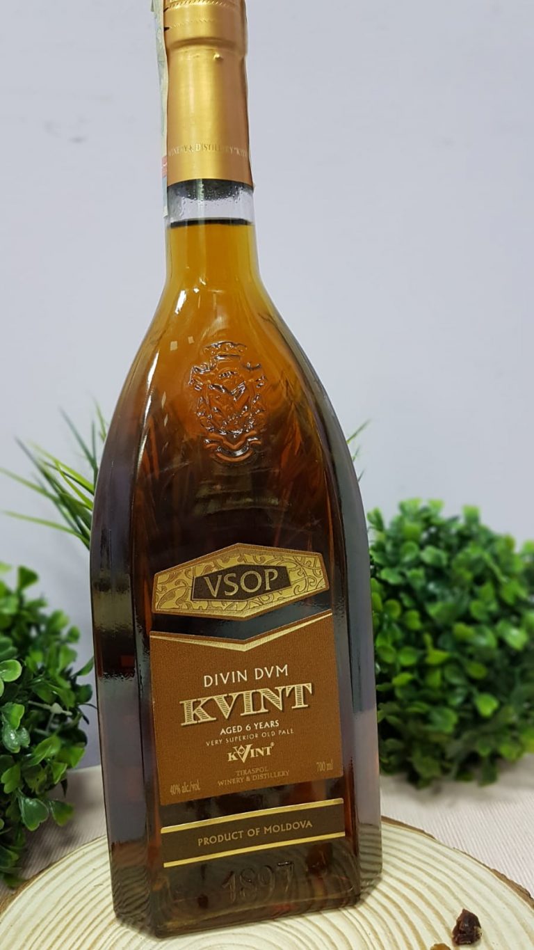 Coniac Kvint vechi de 6 ani Republica Moldova 700ml – Bacania Mariucai